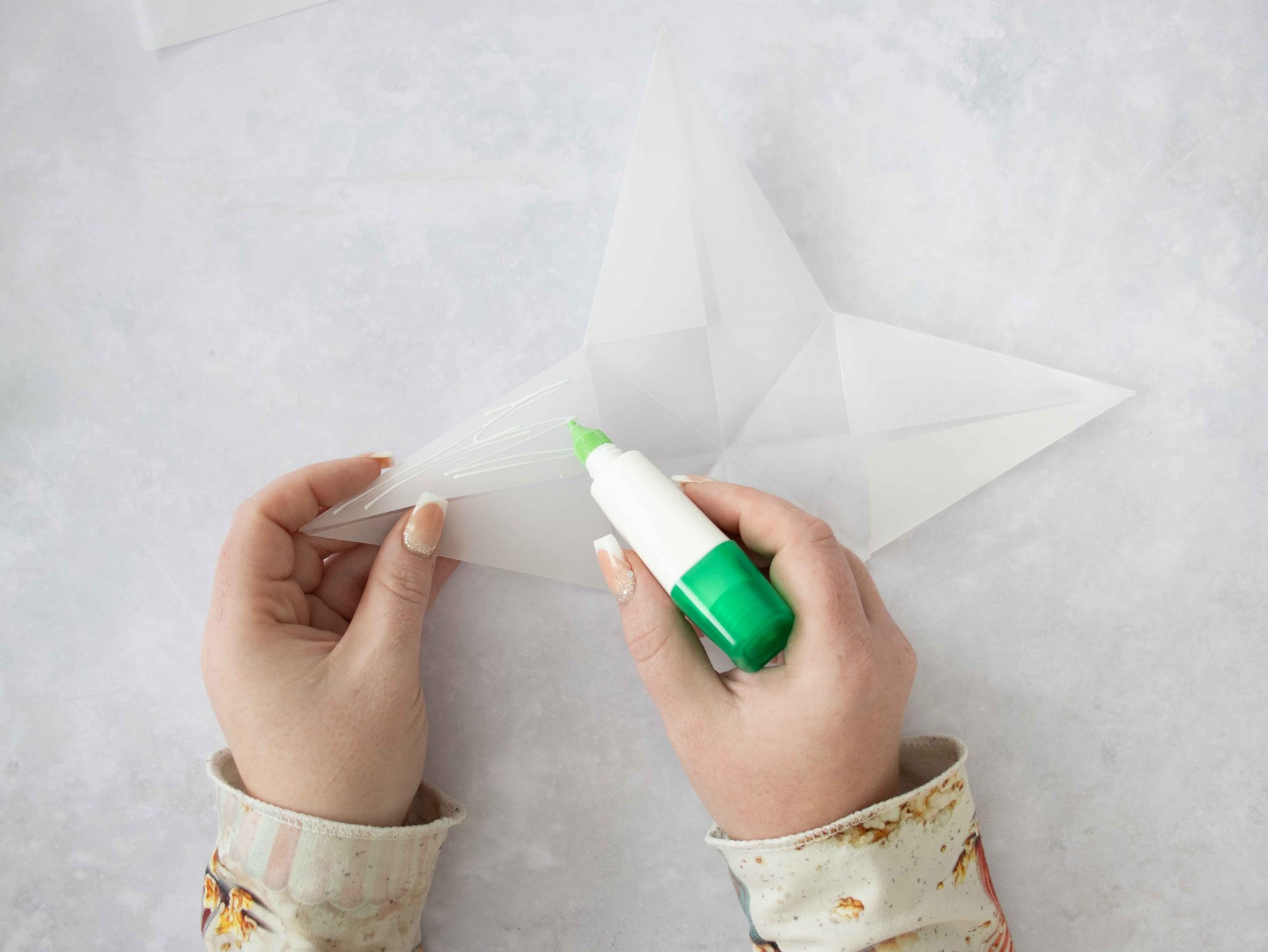 DIY: Sterne aus Transparentpapier